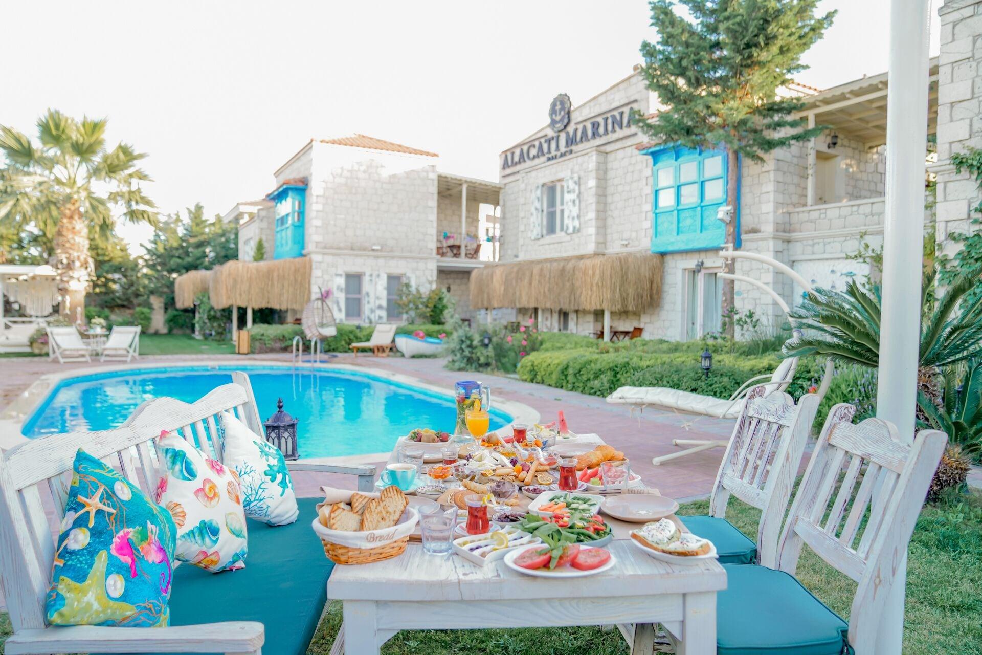 Alacati Marina Palace Otel Alacati | Hoteles en Despegar