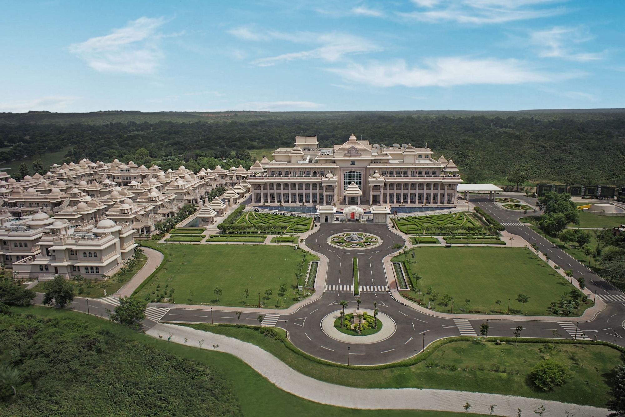 ITC Grand Bharat, a Luxury Collection Retreat, Gurgaon Taoru | Hoteles ...