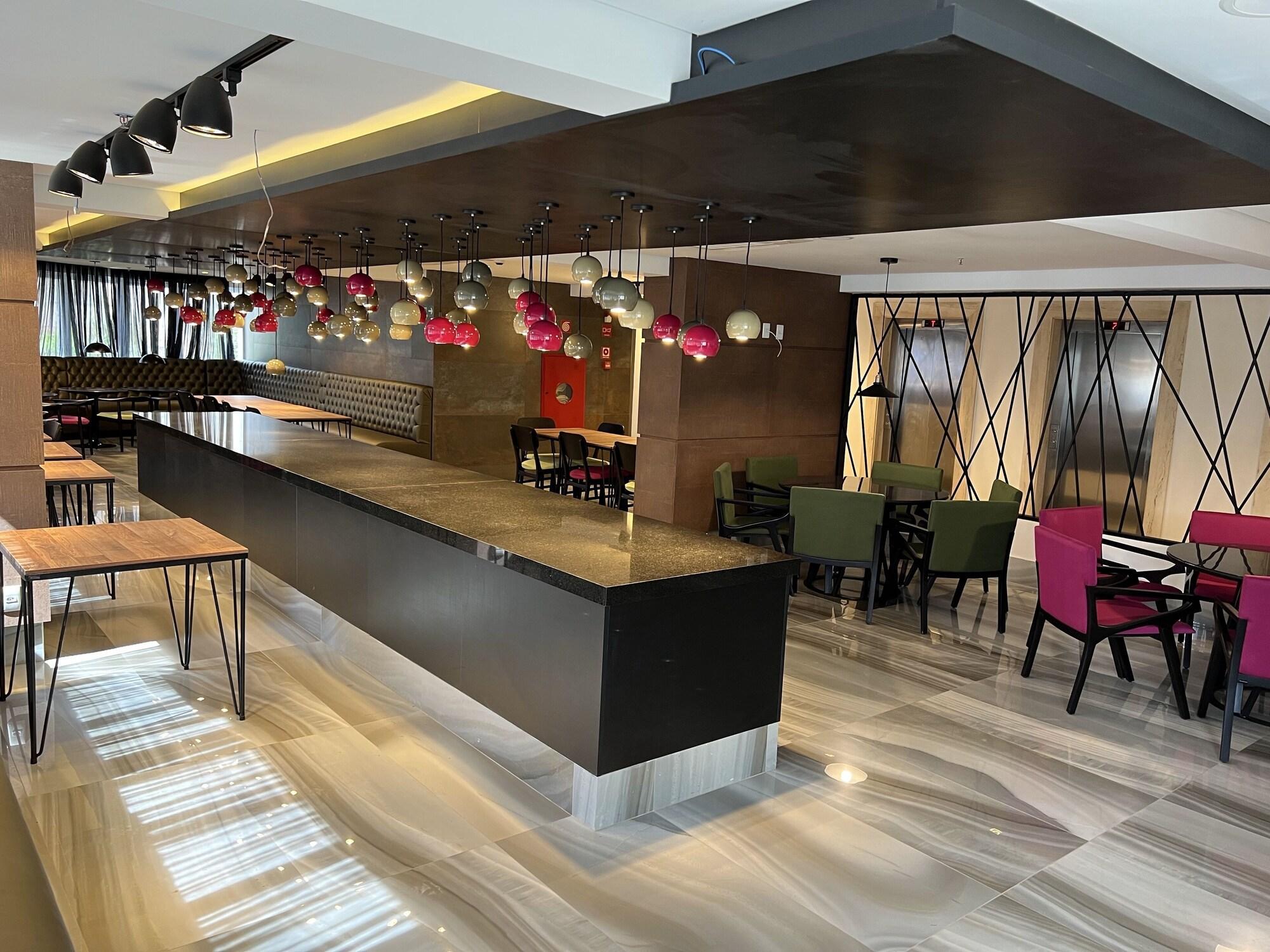 Qs Marista Stay And Hotel Goiânia | Hotéis na Decolar