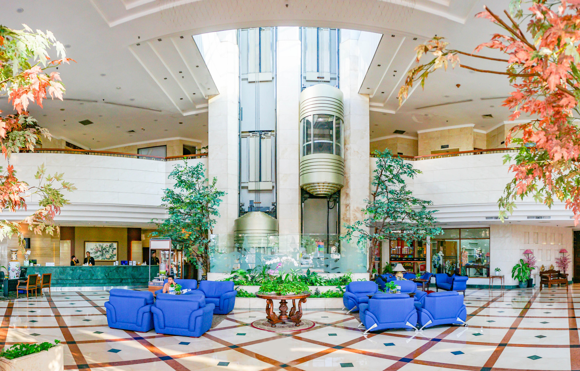 Sunlake Waterfront Resort and Convention Yakarta | Hoteles en Despegar