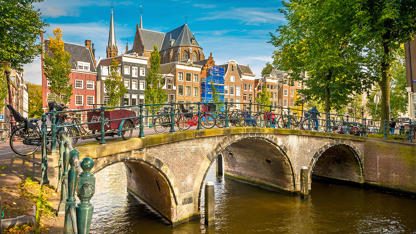 Passagens para Holanda | Reserve sua passagem aérea no Decolar