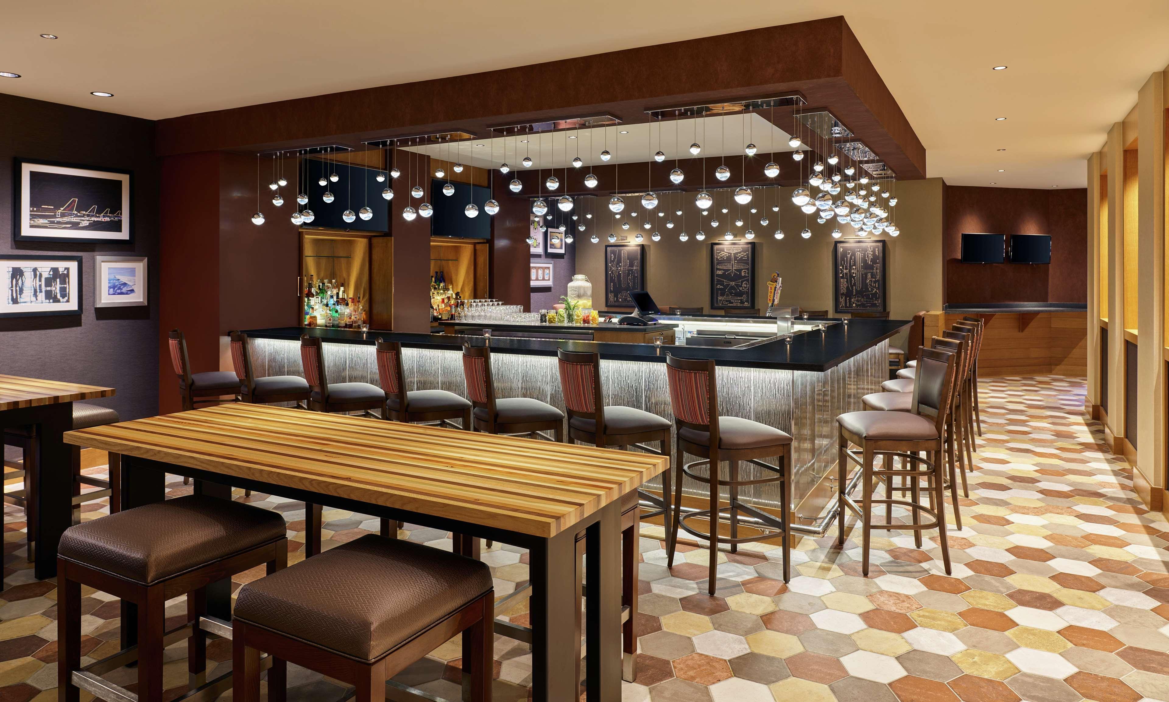 Doubletree Hotel Houston Intercontinental Houston | Hotéis na Decolar