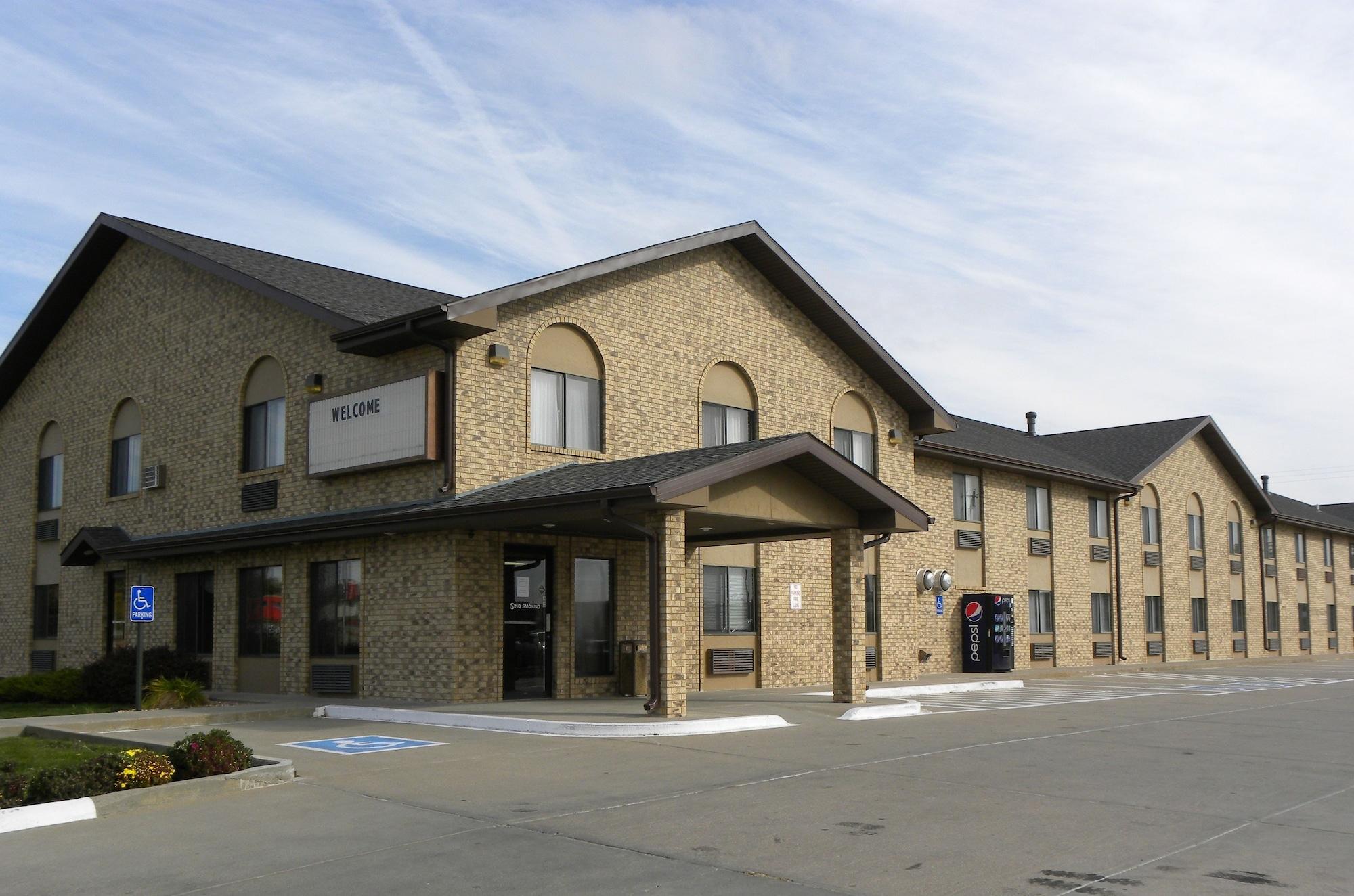 New Victorian Inn and Suites - Best Day