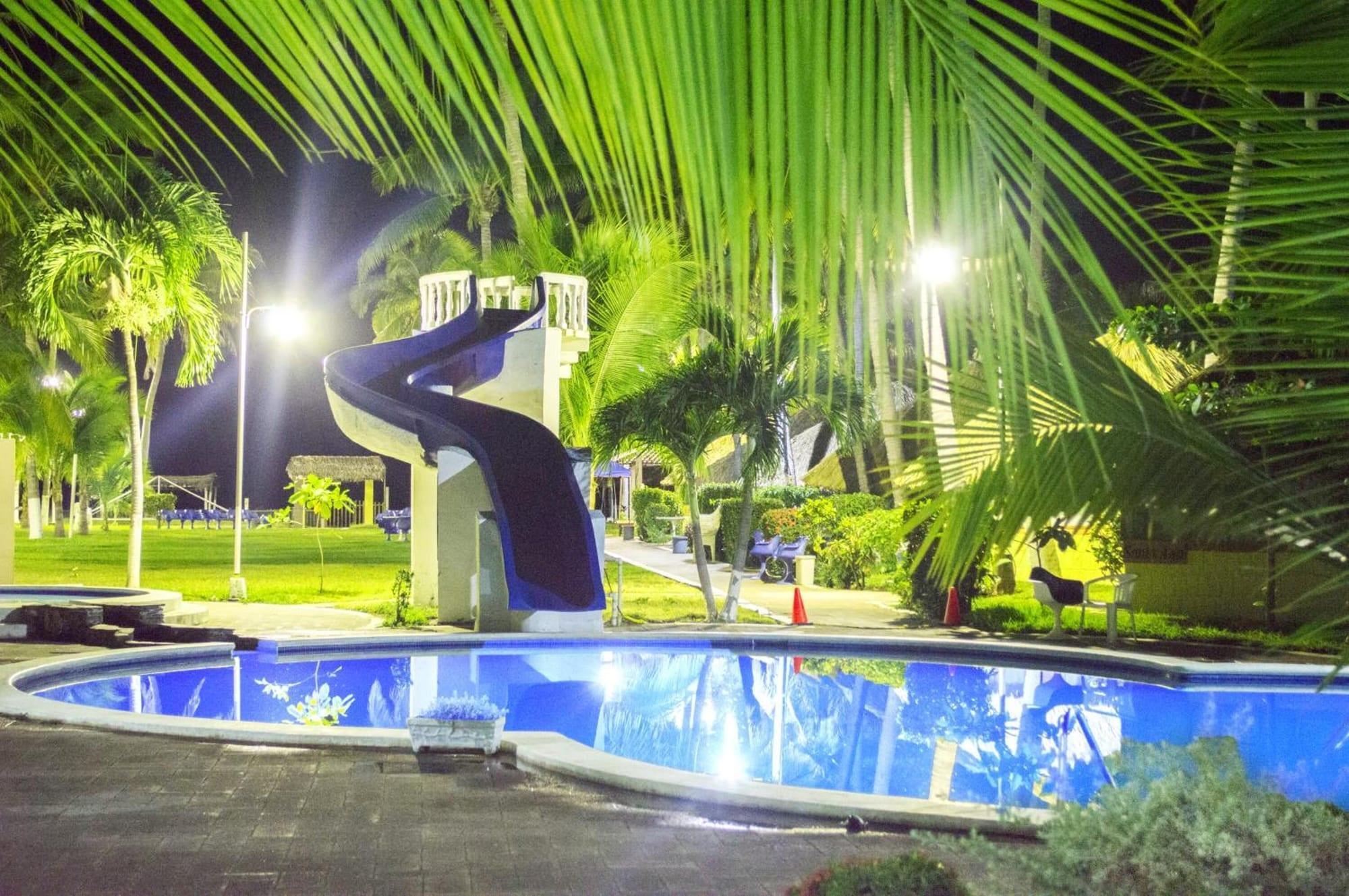 Tropiclub Playa El Cuco Intipuca | Hoteles en Despegar