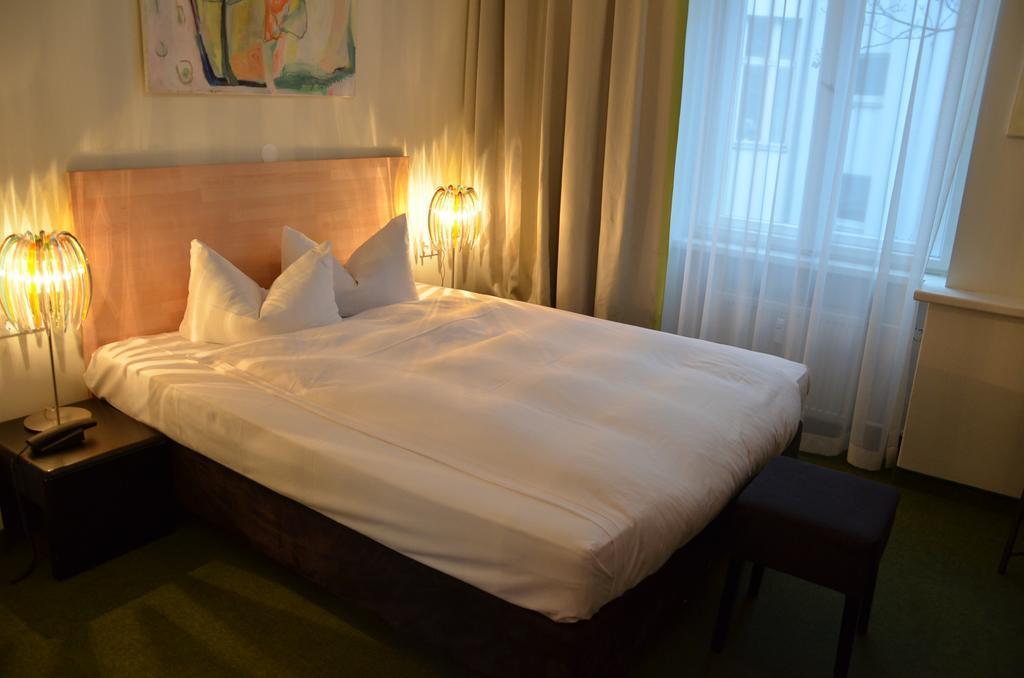 Hotel Alexander Berlin Berlim | Hotéis na Decolar