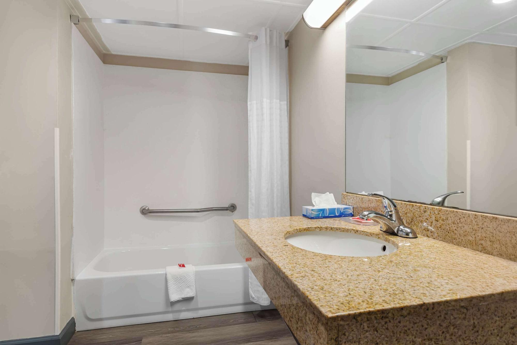 Econo Lodge Creedmoor - Butner Creedmoor | Hotéis na Decolar